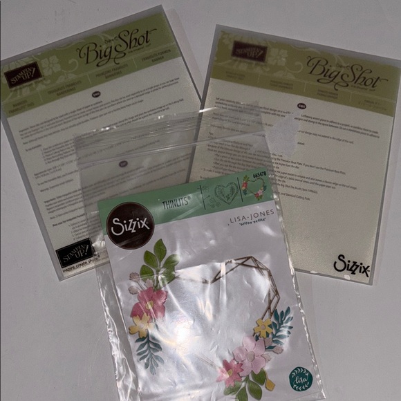 Sizzix | Office | Sizzix Thinlits Die Set With Pastel Floral Design Set ...